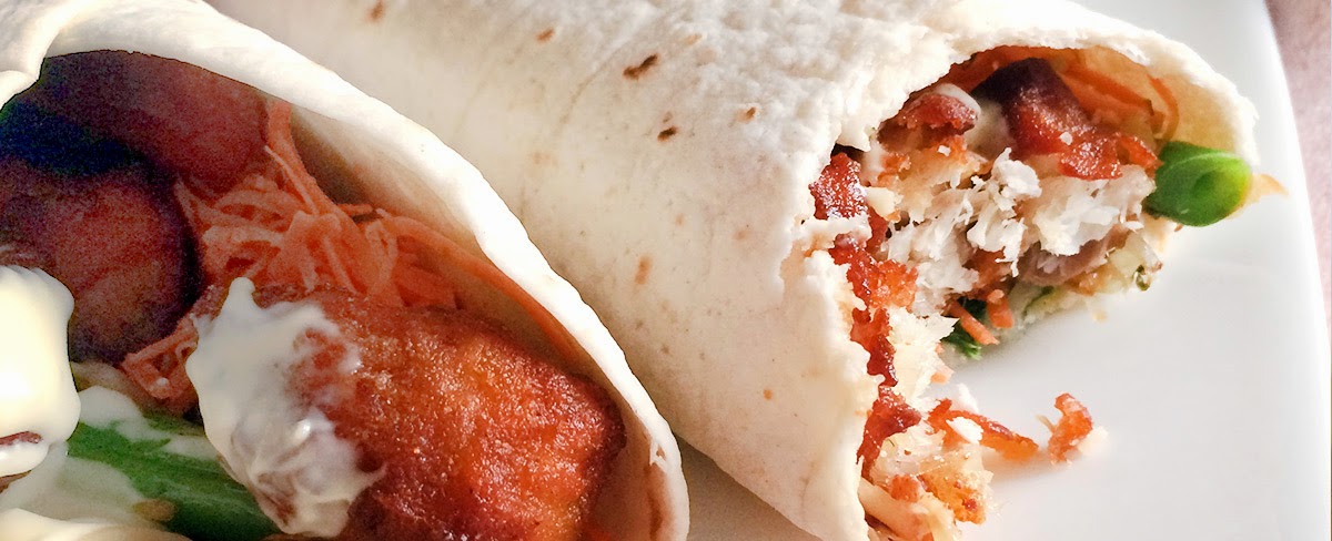 Dinner: Wraps met kibbeling, Oosterse wokgroentes, sla, wortel en ...