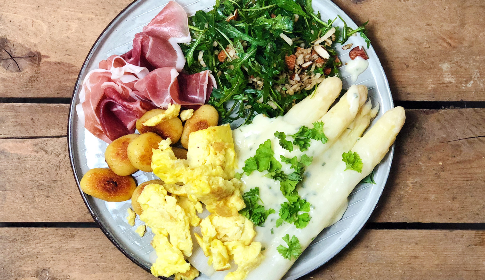 Klassieke asperges met een twist - Gewoon wat een studentje 's avonds eet