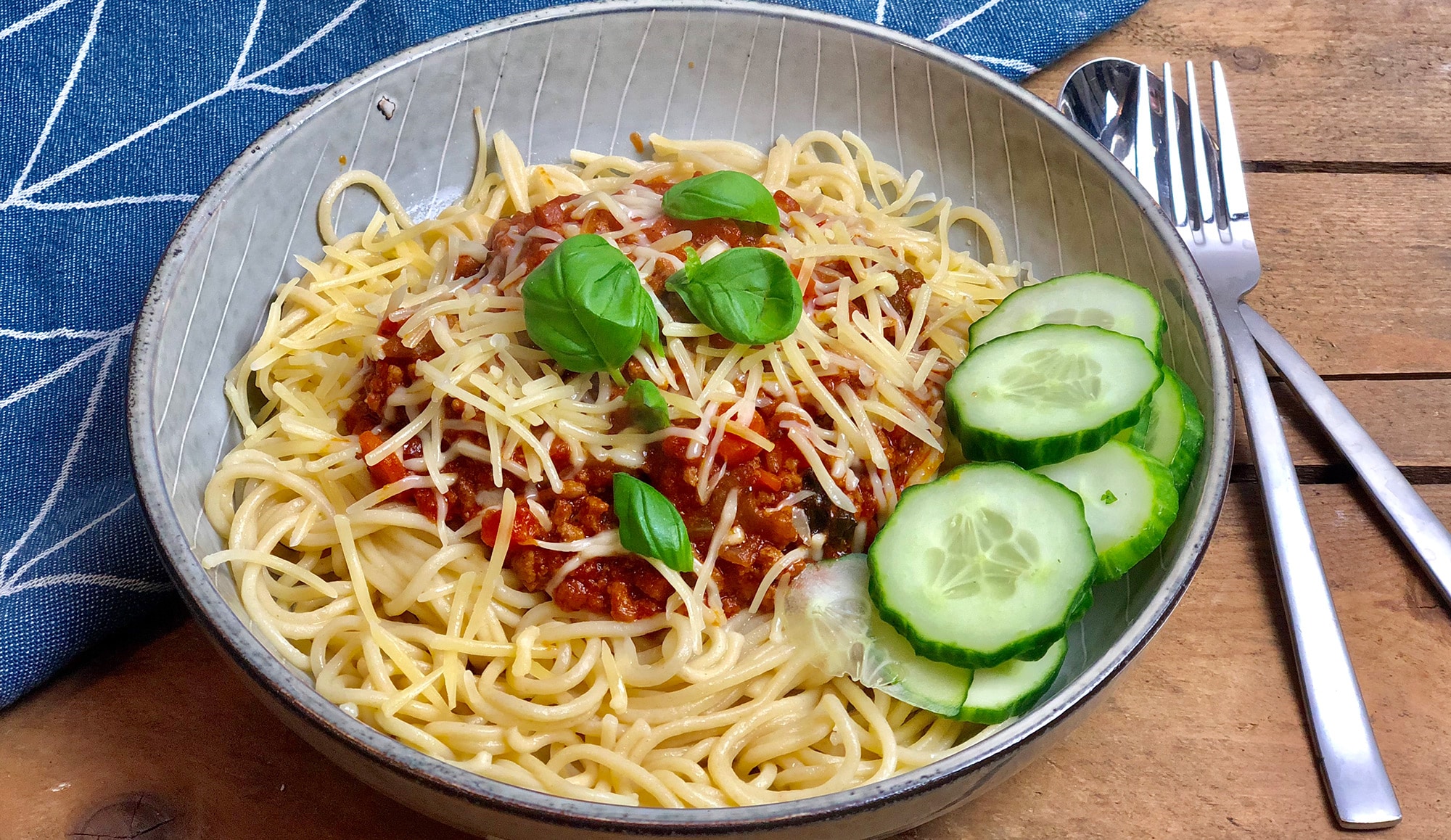 Zelf bolognesesaus maken zonder pakje - Gewoon wat een studentje 's ...