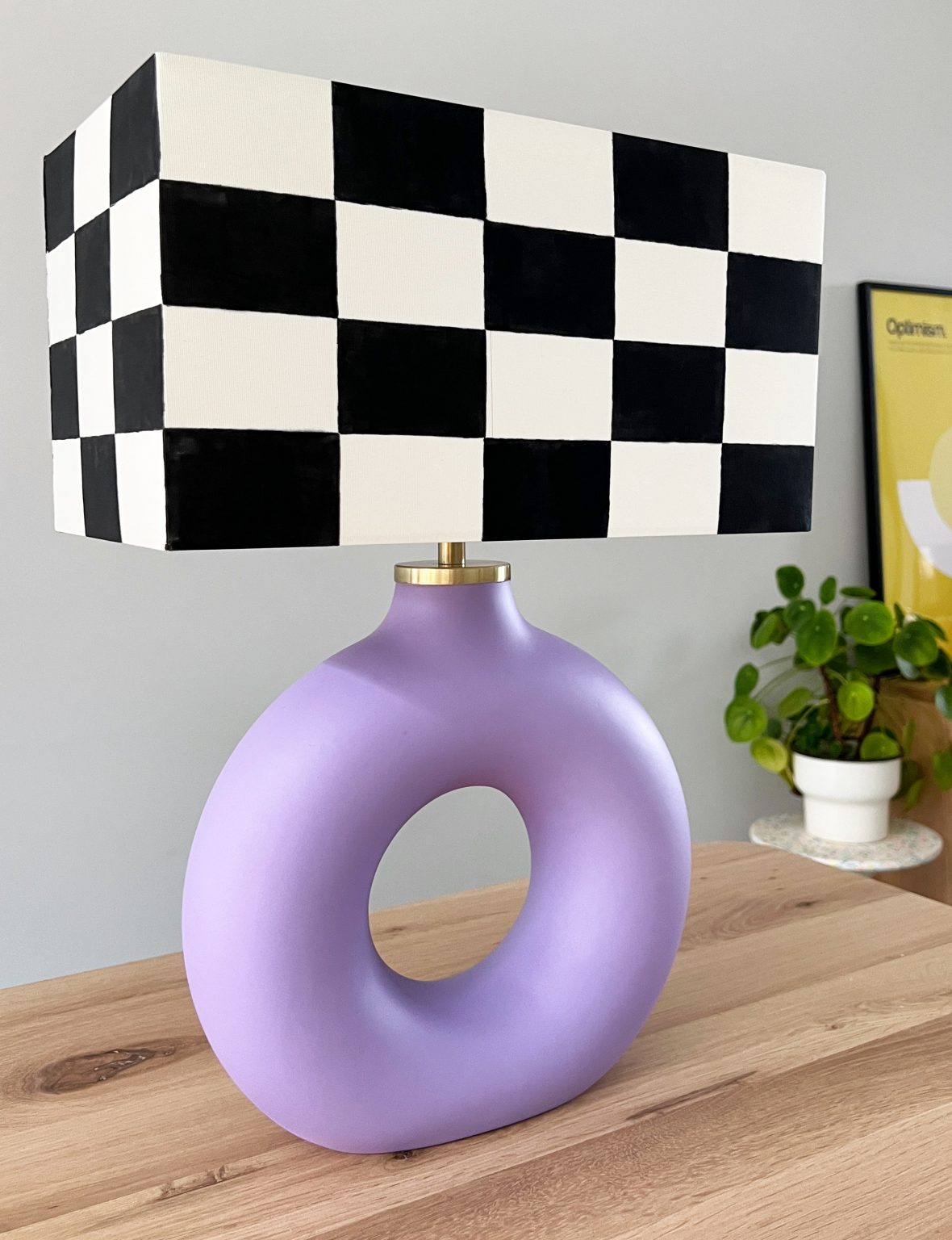 DIY Check Lamp: Zo maak je zelf een vette geblokte lamp
